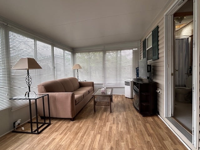 Site # 12 - 2001 Northlander Cottager Classic, Main Park