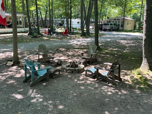 GREAT PRICE, WOODED AREA, LARGE SUNROOM!!! Site #211- 2017 Northlander ...