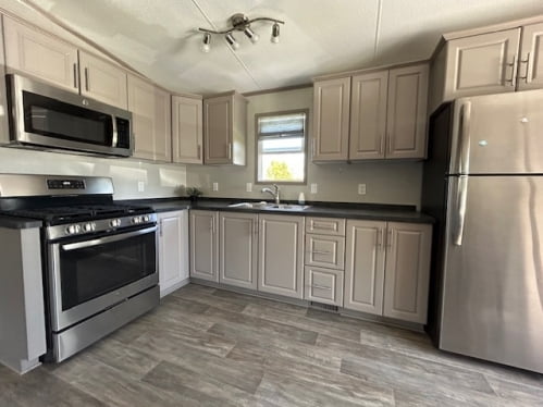 36' x 12' Escape with 18' x 12' addition, 2 bed