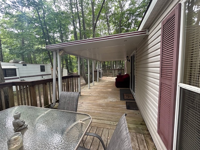 New Price!!! 2004 Northlander Cottager-12'x40' 2 bed, bunks. New skirting!