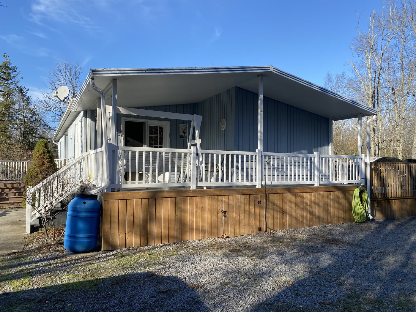 Chalet Northlander Extended season park model cottage prince edward county